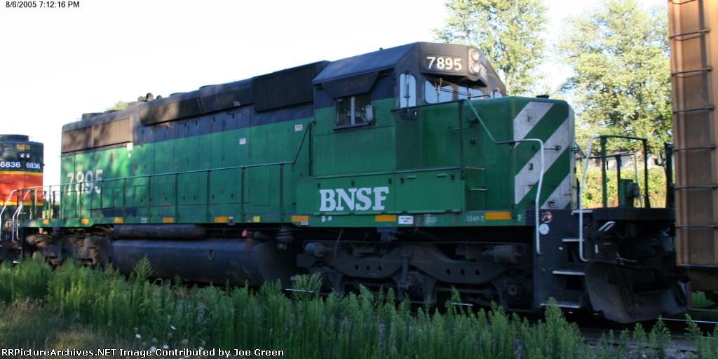 BNSF 7895
